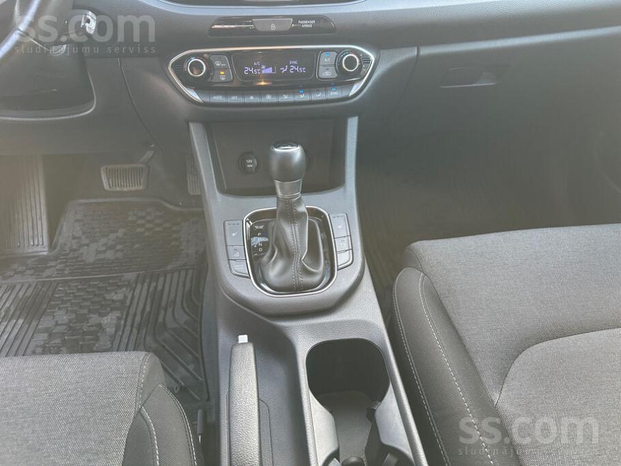 Grey Hyundai i30 2022 in Liepaja, with an engine capacity of 1.00 L and mileage of 67 thousand km for 13100 €, photo 16 on AUTOMOTO.COM.LV