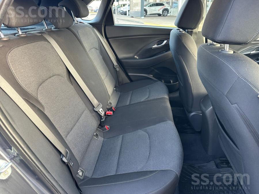 Grey Hyundai i30 2022 in Liepaja, with an engine capacity of 1.00 L and mileage of 67 thousand km for 13100 €, photo 18 on AUTOMOTO.COM.LV