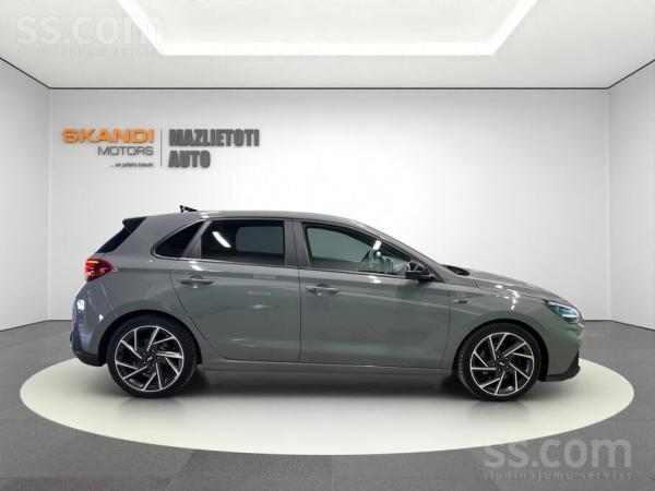 Серый Хендай i30 2022 в Рига, объемом двигателя 1.50 л и пробегом 45 тыс. км за 16790 €, фото 7 на AUTOMOTO.COM.LV