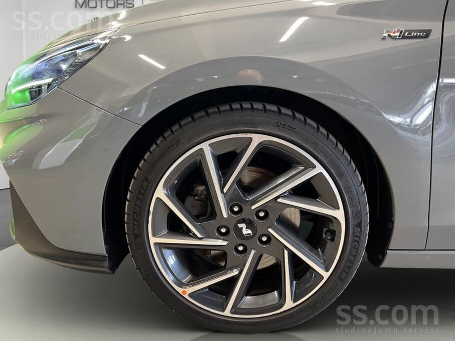Серый Хендай i30 2022 в Рига, объемом двигателя 1.50 л и пробегом 45 тыс. км за 16790 €, фото 19 на AUTOMOTO.COM.LV