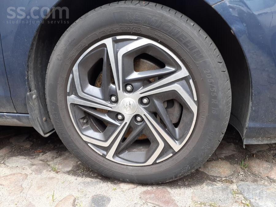 Pelēks Hyundai i30 2022 Rīga, ar dzinēja tilpumu 1.00 L un nobraukumu 47 tūkst. km par 13700 €, foto 5 vietnē AUTOMOTO.COM.LV