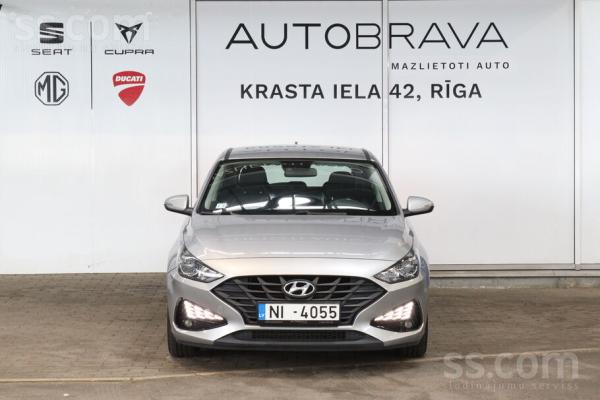 Hyundai i30 2022 Rīga vietnē Pelēks Hyundai i30 2022 Rīga, ar dzinēja tilpumu 1.50 L un nobraukumu 80 tūkst. km par 10400 €, foto 3 vietnē AUTOMOTO.COM.LV