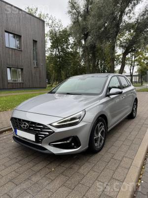 Pelēks Hyundai i30 2022 Dobele, ar dzinēja tilpumu 1.00 L un nobraukumu 67 tūkst. km par 12400 €, foto  vietnē AUTOMOTO.COM.LV