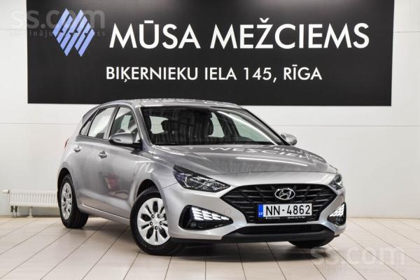 Серый Хендай i30 2023 в Рига, объемом двигателя 1.50 л и пробегом 25 тыс. км за 12990 €, фото 3 на AUTOMOTO.COM.LV