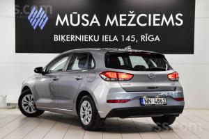 Серый Хендай i30 2023 в Рига, объемом двигателя 1.50 л и пробегом 25 тыс. км за 12990 €, фото 7 на AUTOMOTO.COM.LV