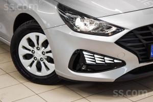 Серый Хендай i30 2023 в Рига, объемом двигателя 1.50 л и пробегом 25 тыс. км за 12990 €, фото 10 на AUTOMOTO.COM.LV