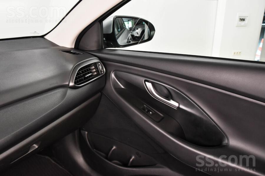 Серый Хендай i30 2023 в Рига, объемом двигателя 1.50 л и пробегом 25 тыс. км за 12990 €, фото 12 на AUTOMOTO.COM.LV