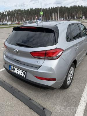 Серый Хендай i30 2023 в Рига, объемом двигателя 1.50 л и пробегом 26 тыс. км за 12100 €, фото 3 на AUTOMOTO.COM.LV