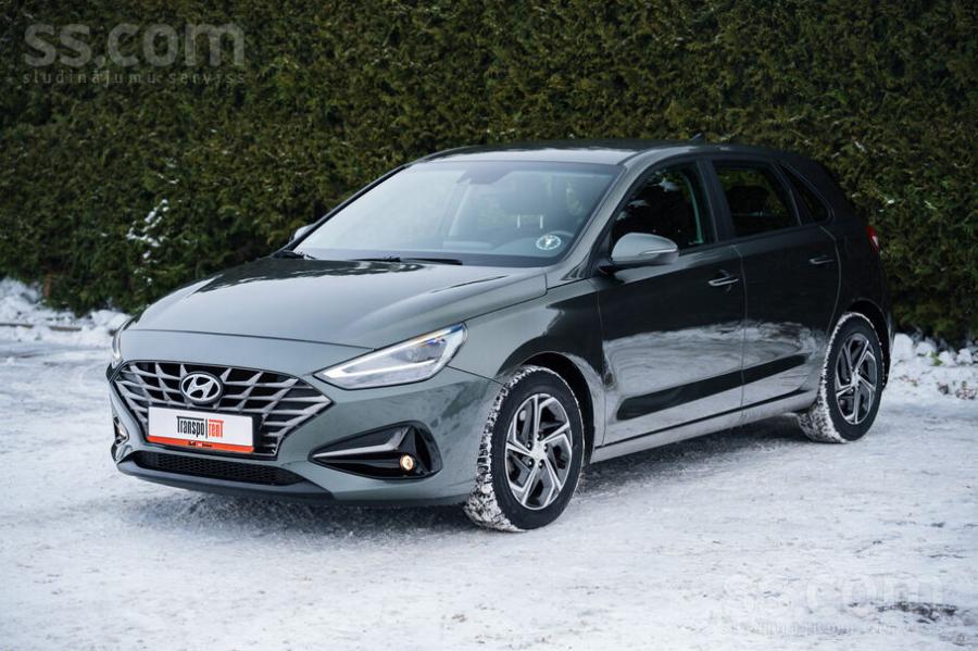 Серый Хендай i30 2024 в Рига, объемом двигателя 1.00 л и пробегом 25 тыс. км за 18700 €, фото 1 на AUTOMOTO.COM.LV
