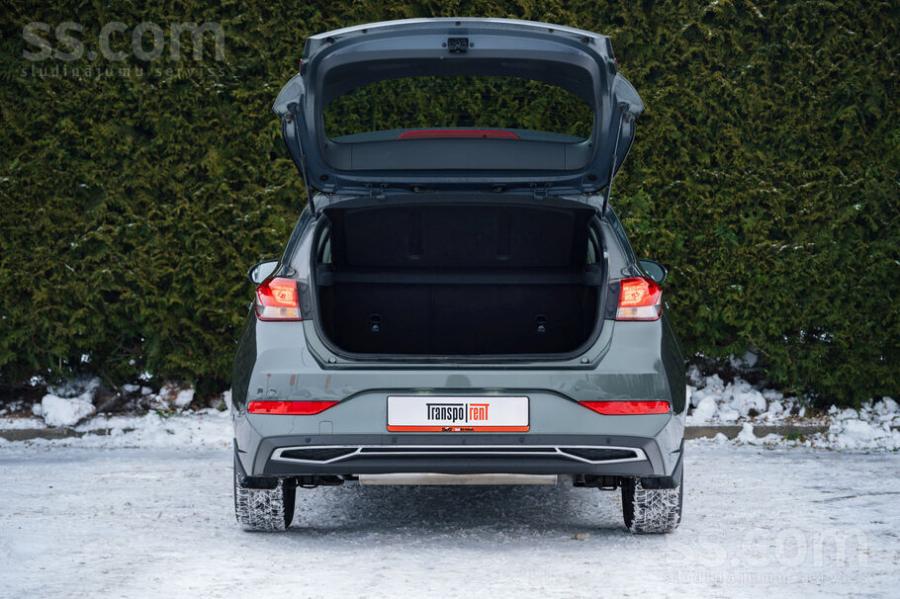 Серый Хендай i30 2024 в Рига, объемом двигателя 1.00 л и пробегом 25 тыс. км за 18700 €, фото 8 на AUTOMOTO.COM.LV