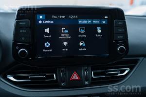 Серый Хендай i30 2024 в Рига, объемом двигателя 1.00 л и пробегом 25 тыс. км за 18700 €, фото 23 на AUTOMOTO.COM.LV
