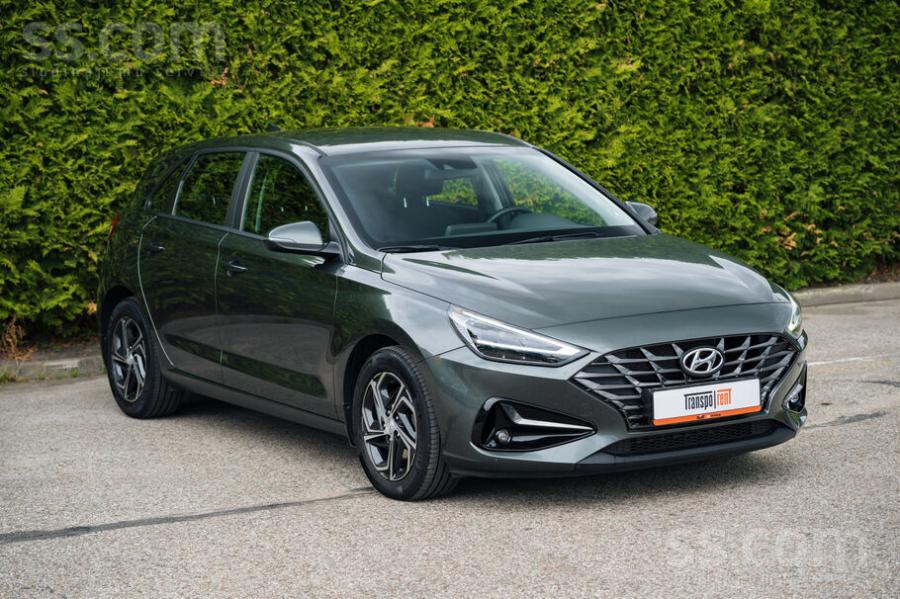 Pelēks Hyundai i30 2024 Rīga, ar dzinēja tilpumu 1.00 L un nobraukumu 54 tūkst. km par 17950 €, foto 4 vietnē AUTOMOTO.COM.LV