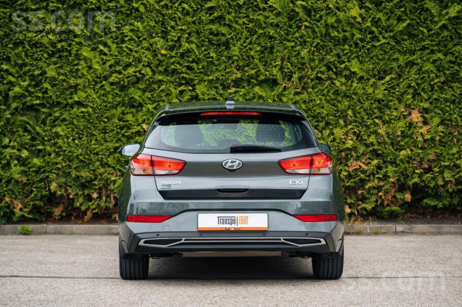 Pelēks Hyundai i30 2024 Rīga, ar dzinēja tilpumu 1.00 L un nobraukumu 54 tūkst. km par 17950 €, foto 7 vietnē AUTOMOTO.COM.LV