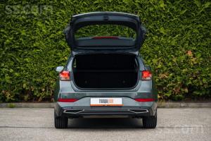 Pelēks Hyundai i30 2024 Rīga, ar dzinēja tilpumu 1.00 L un nobraukumu 54 tūkst. km par 17950 €, foto 8 vietnē AUTOMOTO.COM.LV