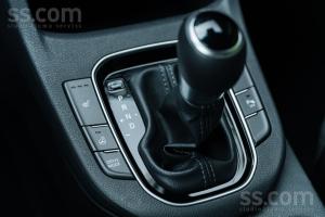 Pelēks Hyundai i30 2024 Rīga, ar dzinēja tilpumu 1.00 L un nobraukumu 54 tūkst. km par 17950 €, foto 18 vietnē AUTOMOTO.COM.LV