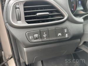 Серый Хендай i30 2020 в Рига, объемом двигателя 1.40 л и пробегом 96 тыс. км за 8700 €, фото 10 на AUTOMOTO.COM.LV