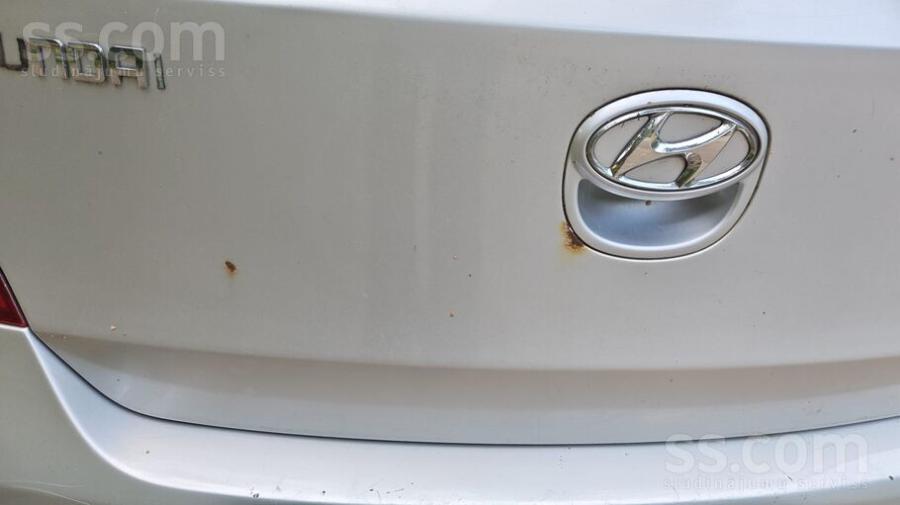 Pelēks Hyundai i30 2008 Rīga, ar dzinēja tilpumu 1.60 L un nobraukumu 206 tūkst. km par 2500 €, foto 10 vietnē AUTOMOTO.COM.LV