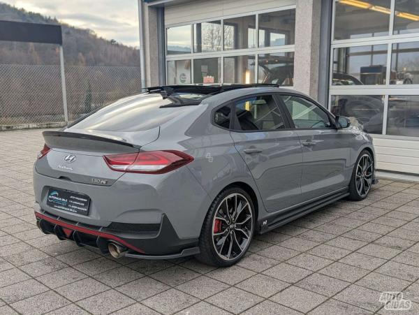 Grey Hyundai i30 2019 in Kaunas, with an engine capacity of 2.00 L and mileage of 84 thousand km for 25346 €, photo 6 on AUTOMOTO.COM.LV