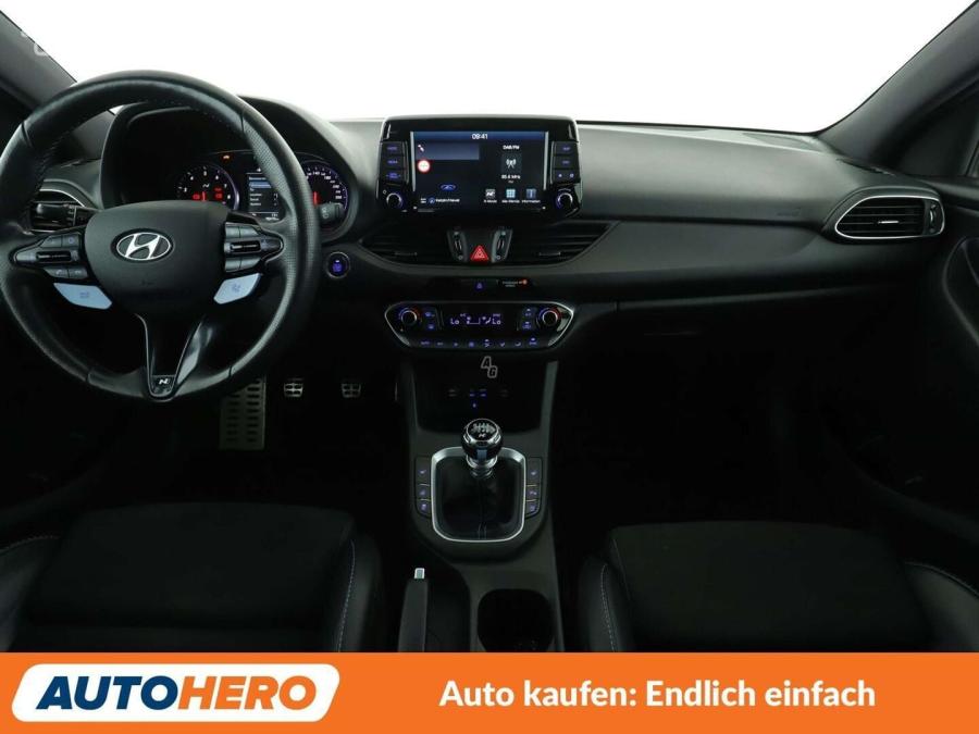 Grey Hyundai i30 2019 in Kaunas, with an engine capacity of 2.00 L and mileage of 98 thousand km for 24656 €, photo 12 on AUTOMOTO.COM.LV