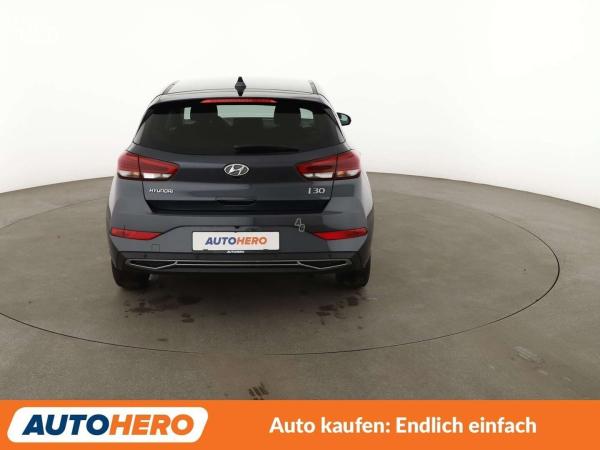 Grey Hyundai i30 2021 in Kaunas, with an engine capacity of 1.50 L and mileage of 40 thousand km for 21669 €, photo 5 on AUTOMOTO.COM.LV