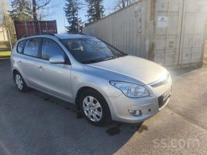 Pelēks Hyundai i30 2008 Cēsis, ar dzinēja tilpumu 1.60 L un nobraukumu 254 tūkst. km par 1250 €, foto 5 vietnē AUTOMOTO.COM.LV