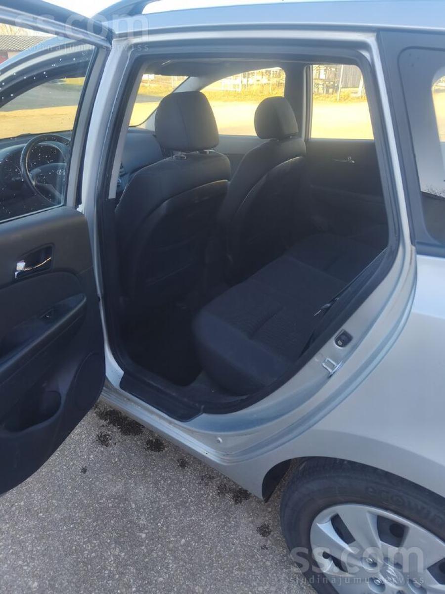 Pelēks Hyundai i30 2008 Cēsis, ar dzinēja tilpumu 1.60 L un nobraukumu 254 tūkst. km par 1250 €, foto 7 vietnē AUTOMOTO.COM.LV