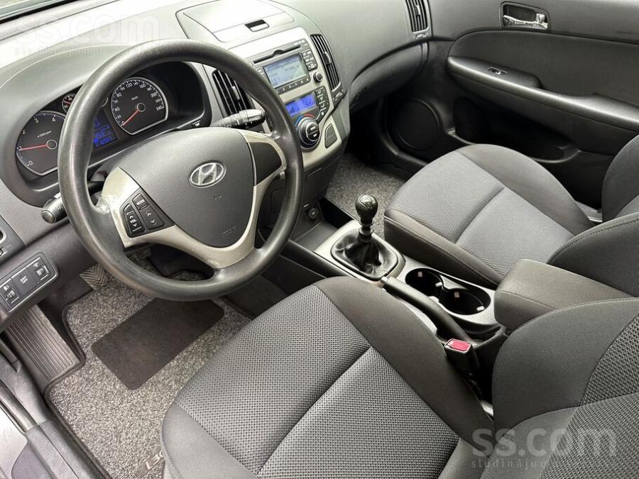 Серый Хендай i30 2008 в Рига, объемом двигателя 1.60 л и пробегом 219 тыс. км за 3500 €, фото 11 на AUTOMOTO.COM.LV