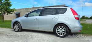 Pelēks Hyundai i30 2009 Tallina, ar dzinēja tilpumu 2.00 L un nobraukumu 214 tūkst. km par 2500 €, foto 3 vietnē AUTOMOTO.COM.LV