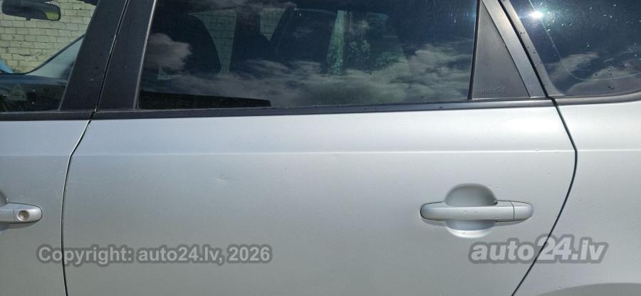 Pelēks Hyundai i30 2009 Tallina, ar dzinēja tilpumu 2.00 L un nobraukumu 214 tūkst. km par 2500 €, foto 26 vietnē AUTOMOTO.COM.LV