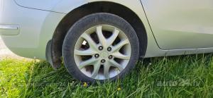 Pelēks Hyundai i30 2009 Tallina, ar dzinēja tilpumu 2.00 L un nobraukumu 214 tūkst. km par 2500 €, foto 29 vietnē AUTOMOTO.COM.LV