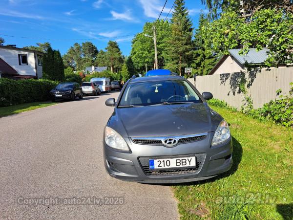 Grey Hyundai i30 2009 in Tallinn, with an engine capacity of 1.60 L and mileage of 219 thousand km for 1900 €, photo 3 on AUTOMOTO.COM.LV
