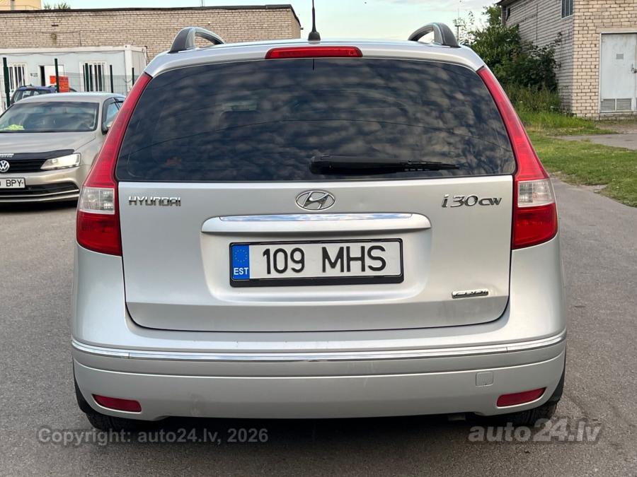 Pelēks Hyundai i30 2009 Narva, ar dzinēja tilpumu 2.00 L un nobraukumu 205 tūkst. km par 1999 €, foto 7 vietnē AUTOMOTO.COM.LV