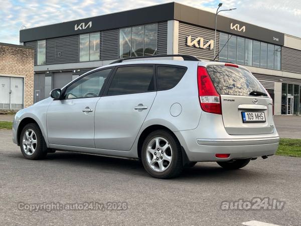 Grey Hyundai i30 2009 in Narva, with an engine capacity of 2.00 L and mileage of 205 thousand km for 1999 €, photo 8 on AUTOMOTO.COM.LV