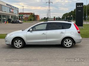 Pelēks Hyundai i30 2009 Narva, ar dzinēja tilpumu 2.00 L un nobraukumu 205 tūkst. km par 1999 €, foto 10 vietnē AUTOMOTO.COM.LV
