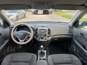Pelēks Hyundai i30 2009 Narva, ar dzinēja tilpumu 2.00 L un nobraukumu 205 tūkst. km par 1999 €, foto 12 vietnē AUTOMOTO.COM.LV