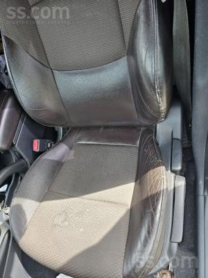 Pelēks Hyundai i30 2009 Rīga, ar dzinēja tilpumu 1.60 L un nobraukumu 277 tūkst. km par 1190 €, foto 3 vietnē AUTOMOTO.COM.LV