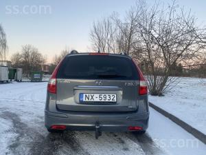 Pelēks Hyundai i30 2010 Rīga, ar dzinēja tilpumu 1.60 L un nobraukumu 222 tūkst. km par 3000 €, foto 2 vietnē AUTOMOTO.COM.LV