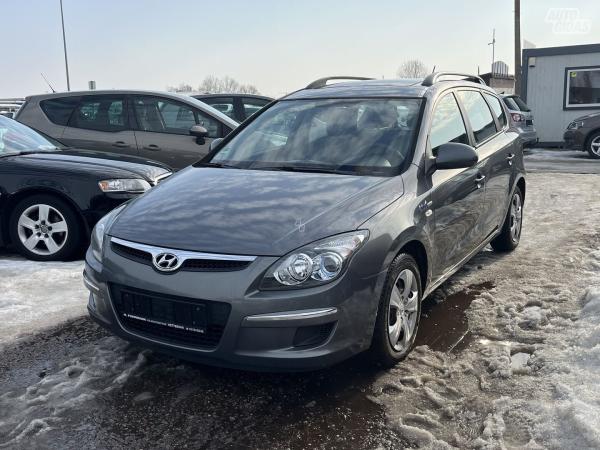 Grey Hyundai i30 2010 in Kretinga, with an engine capacity of 1.60 L and mileage of 209 thousand km for 2599 €, photo 1 on AUTOMOTO.COM.LV