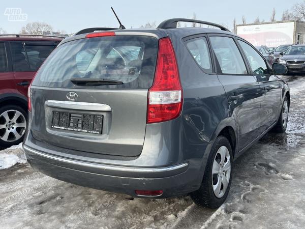 Grey Hyundai i30 2010 in Kretinga, with an engine capacity of 1.60 L and mileage of 209 thousand km for 2599 €, photo 7 on AUTOMOTO.COM.LV