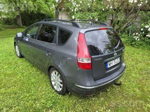 Pelēks Hyundai i30 2010 Rīga, ar dzinēja tilpumu 1.60 L un nobraukumu 349 tūkst. km par 1800 €, foto 5 vietnē AUTOMOTO.COM.LV
