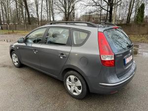 Pelēks Hyundai i30 2010 Limbaži, ar dzinēja tilpumu 1.40 L un nobraukumu 167 tūkst. km par 3350 €, foto 7 vietnē AUTOMOTO.COM.LV