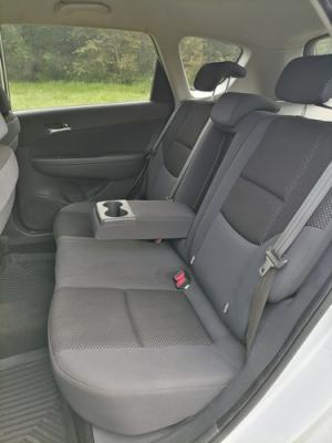 Серый Хендай i30 2010 в Таллин, объемом двигателя 1.60 л и пробегом 224 тыс. км за 2200 €, фото 8 на AUTOMOTO.COM.LV