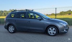 Pelēks Hyundai i30 2010 Kauņa, ar dzinēja tilpumu 1.58 L un nobraukumu 185 tūkst. km par 1800 €, foto 14 vietnē AUTOMOTO.COM.LV