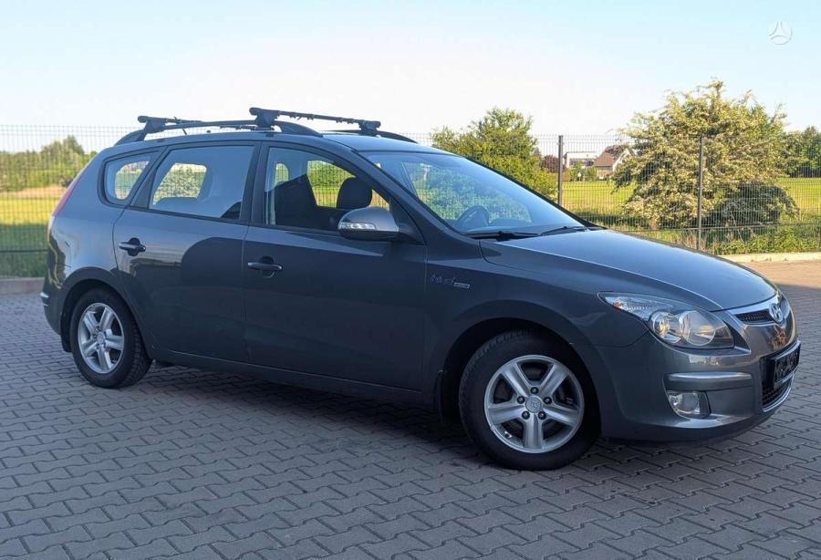 Pelēks Hyundai i30 2010 Kauņa, ar dzinēja tilpumu 1.58 L un nobraukumu 185 tūkst. km par 1800 €, foto 15 vietnē AUTOMOTO.COM.LV