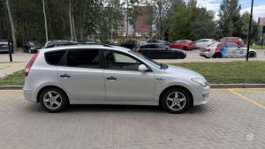 Серый Хендай i30 2010 в Вильнюс, объемом двигателя 1.58 л и пробегом 281 тыс. км за 1300 €, фото 3 на AUTOMOTO.COM.LV