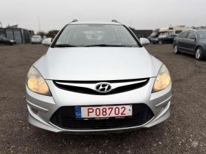 Pelēks Hyundai i30 2011 Kauņa, ar dzinēja tilpumu 1.59 L un nobraukumu 213 tūkst. km par 3550 €, foto 3 vietnē AUTOMOTO.COM.LV