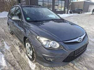 Grey Hyundai i30 2011 in Utena, with an engine capacity of 1.58 L and mileage of 230 thousand km for 2100 €, photo 4 on AUTOMOTO.COM.LV