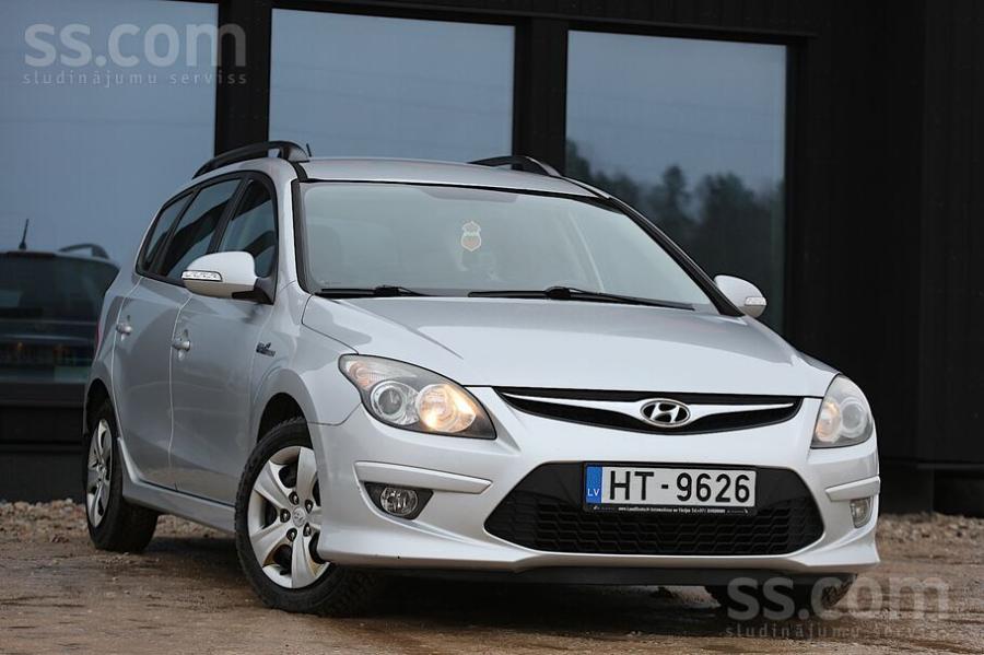 Pelēks Hyundai i30 2011 Tukums, ar dzinēja tilpumu 1.60 L un nobraukumu 245 tūkst. km par 1550 €, foto 1 vietnē AUTOMOTO.COM.LV