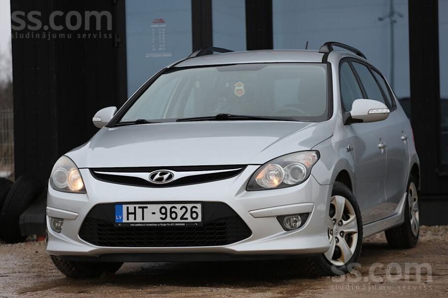 Pelēks Hyundai i30 2011 Tukums, ar dzinēja tilpumu 1.60 L un nobraukumu 245 tūkst. km par 1550 €, foto 5 vietnē AUTOMOTO.COM.LV