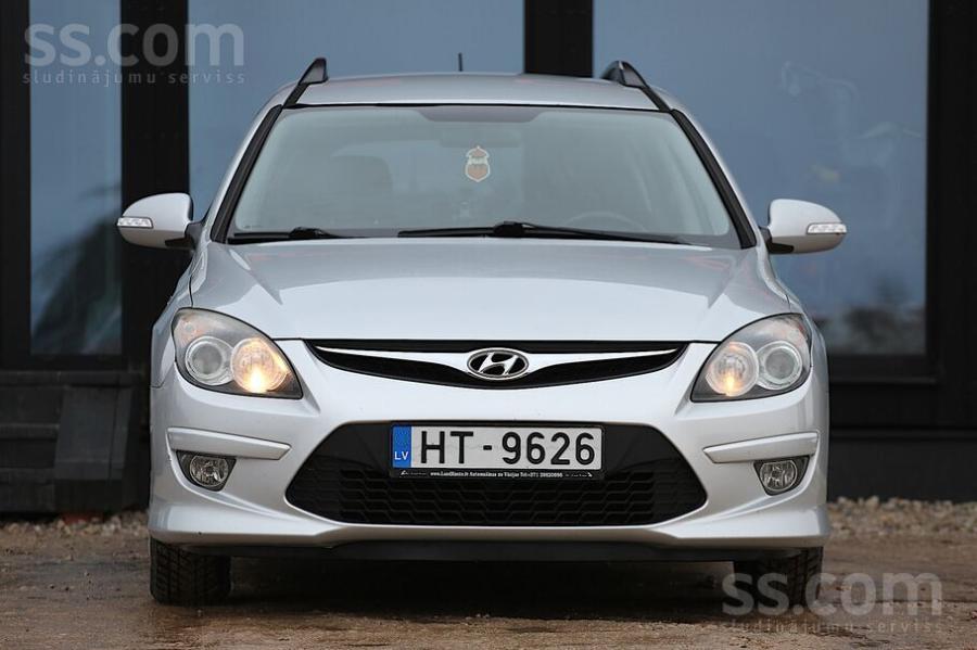 Pelēks Hyundai i30 2011 Tukums, ar dzinēja tilpumu 1.60 L un nobraukumu 245 tūkst. km par 1550 €, foto 6 vietnē AUTOMOTO.COM.LV